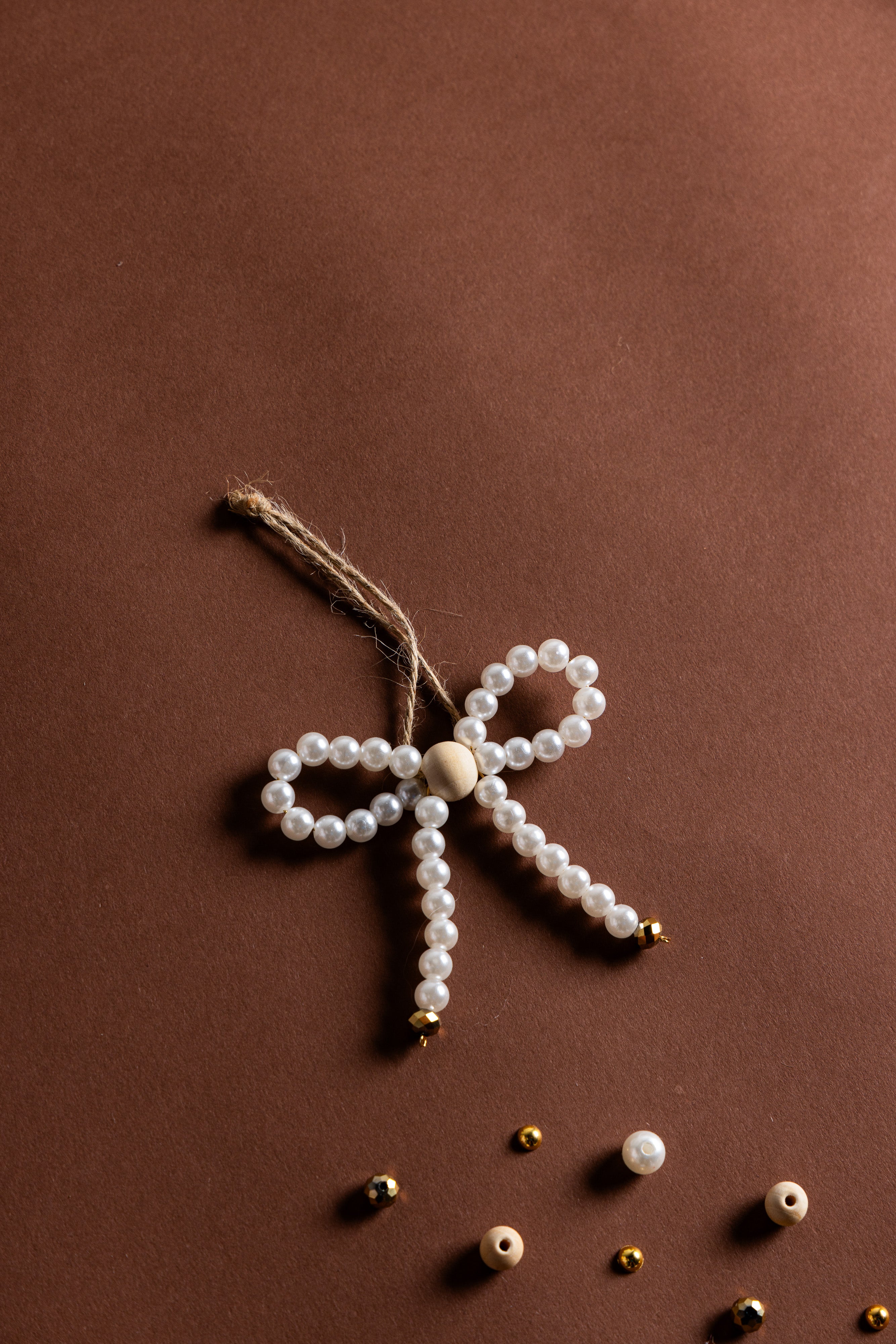 Pearl Bow Ornament – Local Story